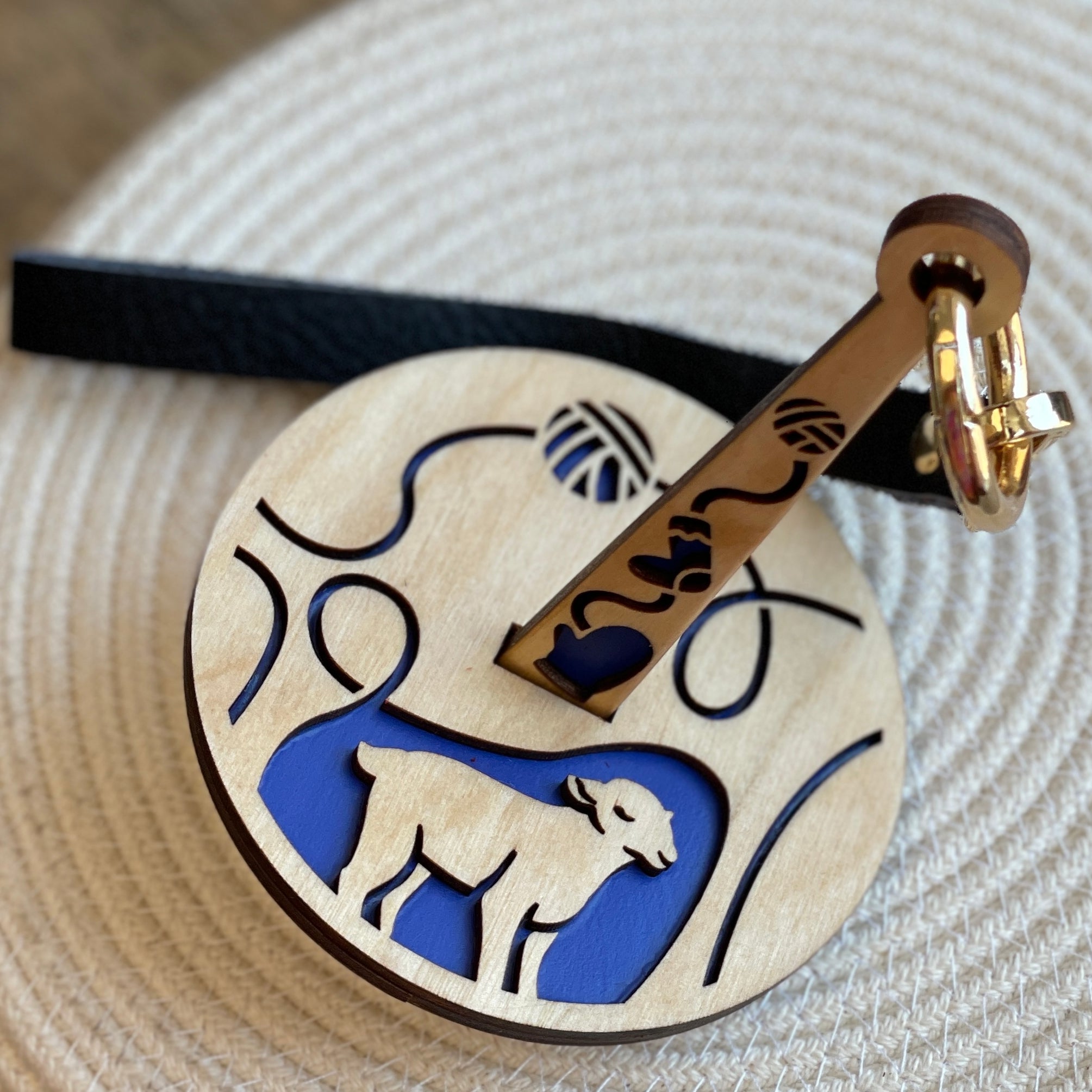 Mini Minder by Lemonwood — Cashmere Goat