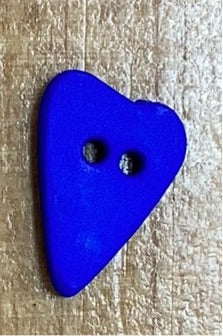 132425 Royal Blue Country Heart Button 5/8" — Cashmere Goat